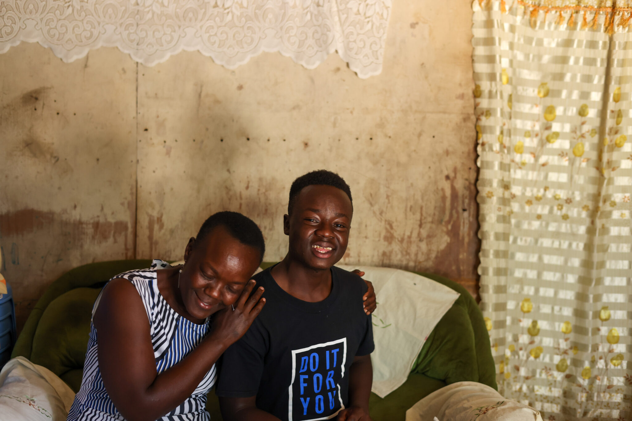 Increasing Access to Mental Health in Kenya – and Beyond | Medtronic LABS
